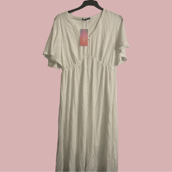 BloomChic | Dresses | Bloom Chic White Dress | Poshmark